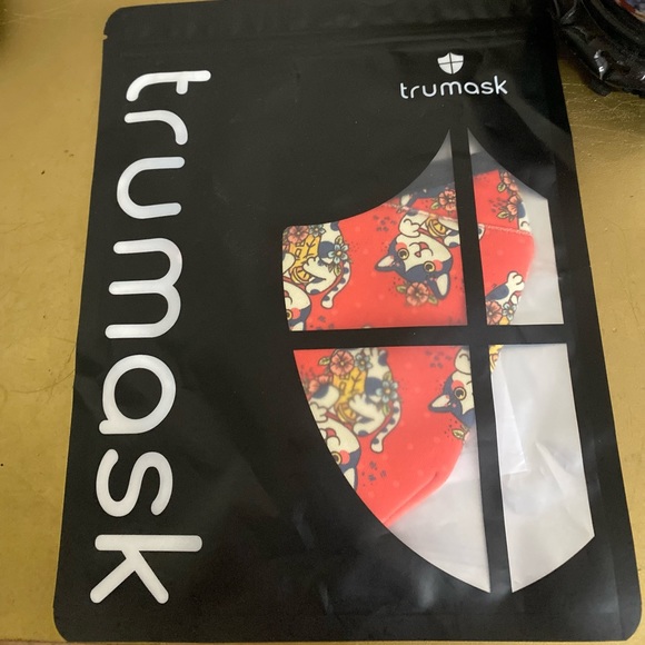 truemask | Accessories | True Mask Adulte Face Mask | Poshmark
